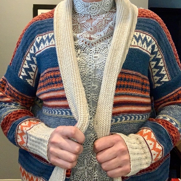 Tobi | Sweaters | Tobi Super Cozy Cream Blue Cozy Red Cardigan | Poshmark